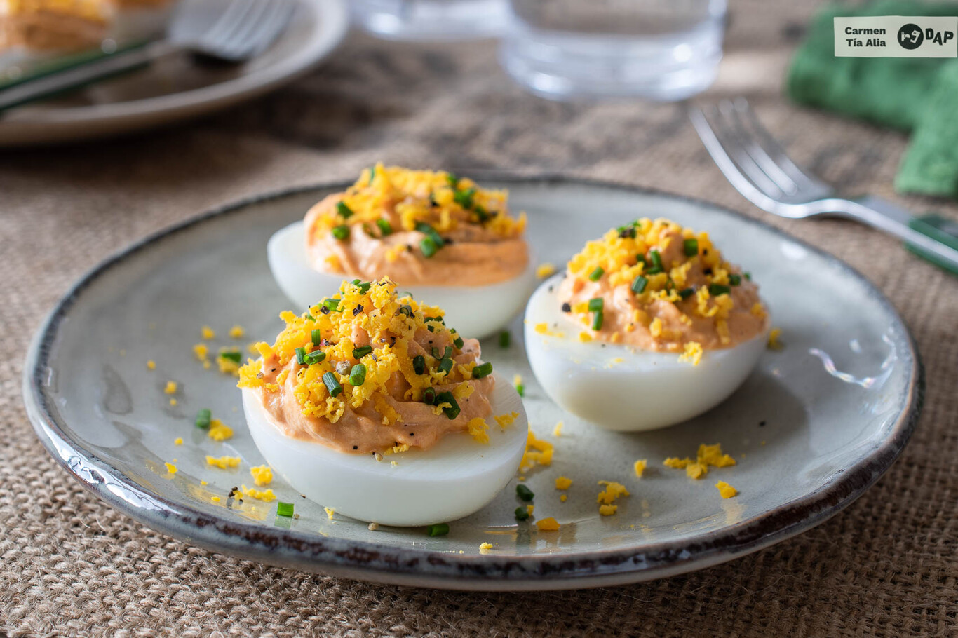 Huevos rellenos de atún: Descubre la receta fácil y deliciosa para ...